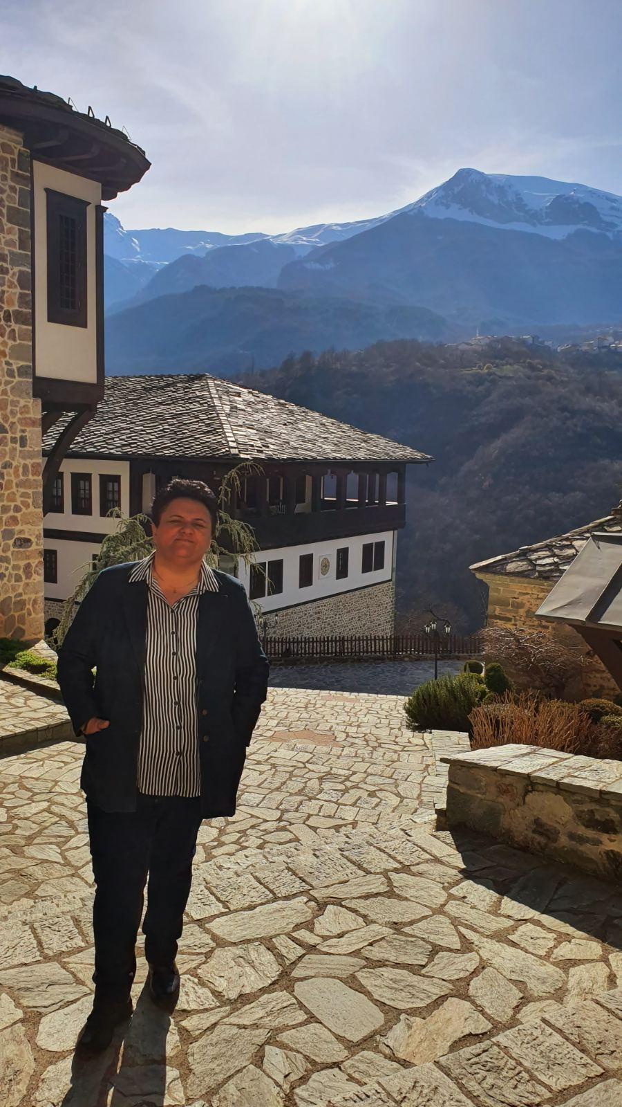 FOTO | Gordana Jovanoska, drejtoreshë e NP "Biljanini Izvori" Ohër ...