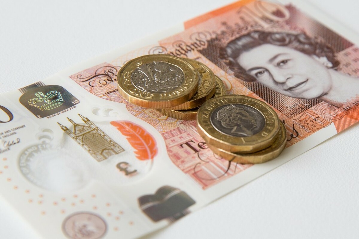 Bank of England: Britain faces longest recession in history - Free Press