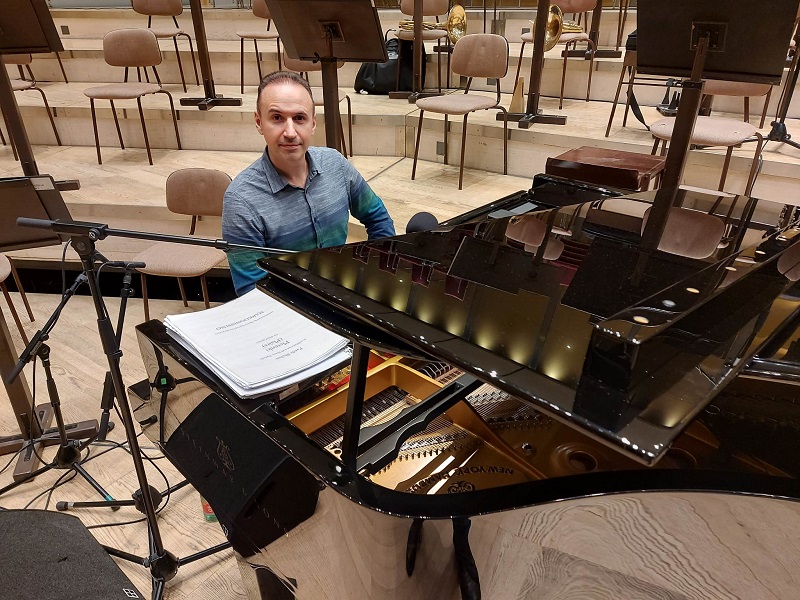 Simon Trpceski and friends will perform "Macedonissimo" at "Musikferein ...