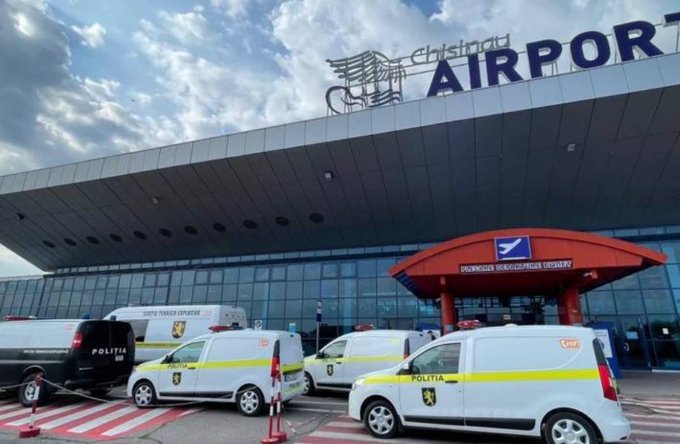 VIDEO: An attacker killed two people at an airport in Moldova after he ...