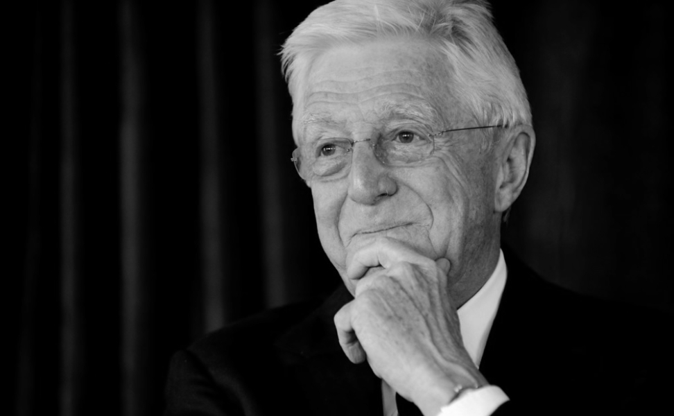 Legendary British presenter Michael Parkinson has died - Free Press