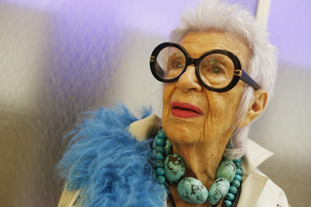 "Style is not taught": Fashion icon Iris Apfel turns 102 - Free Press
