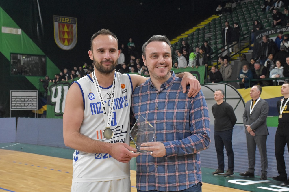 Дамјан Робев прогласен за најкорисен играч на финалето во Купот ...