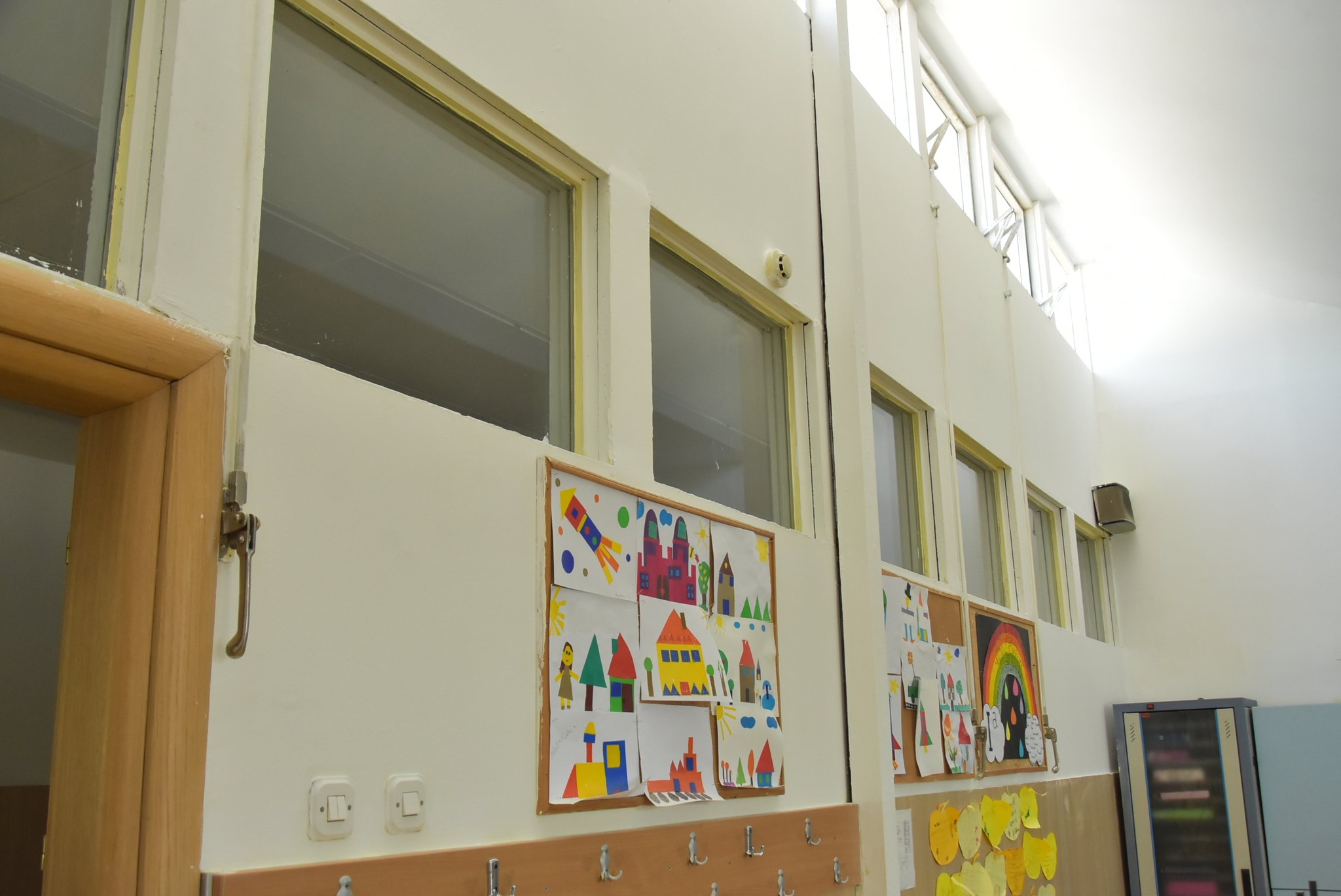 Pendant les vacances de printemps, les salles de classe de l'OU "Dimo ...