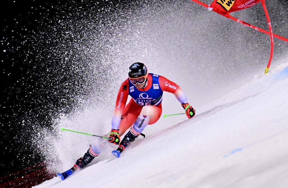 Serious injury: Swiss skier tears ligaments in both knees - Free Press
