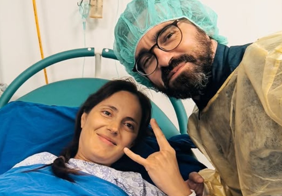 Димитар Апасиев доби ќерка, објави фотографија со сопругата од ...