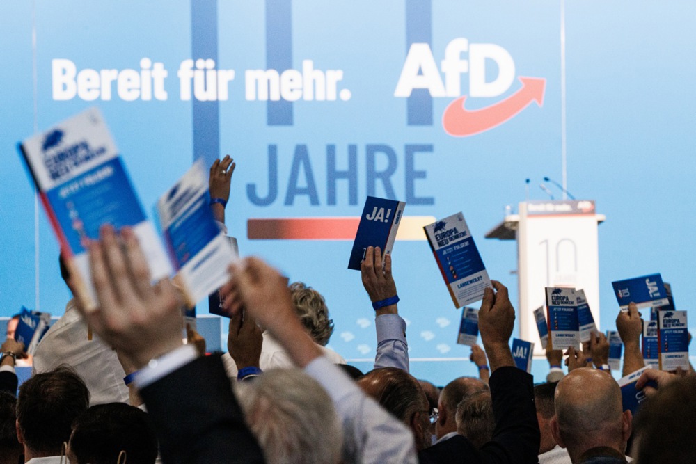 L'AfD tedesca è ufficialmente classificata come partito estremista ...