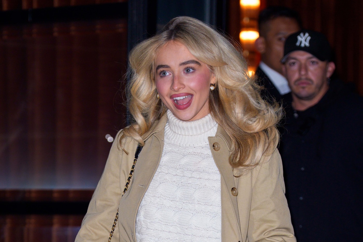 VIDÉO | Sabrina Carpenter collabore avec la marque Pringles pour sa ...